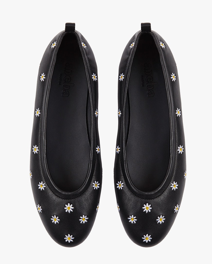 Adeba Flower embroidered leather ballet flats Ichi daisy